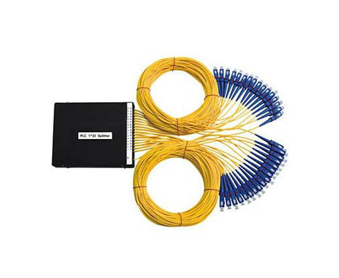Separatore a fibra ottica FTTH dello SpA della scatola di plastica 1X64 con il cavo giallo 3mm/di 2mm