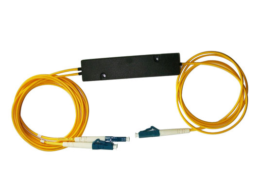 separatore a fibra ottica dello Sc di 1x4 1x8/SpA di UPC MP G657A1 con la metropolitana d'acciaio