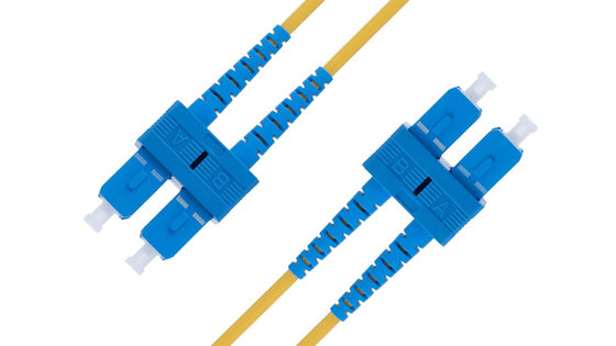 Rivestimento giallo ad alta velocità a fibra ottica del PVC del cavo di toppa del PC del connettore dello Sc SM/MM 9/125