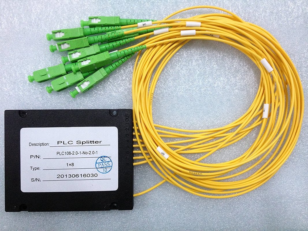 Cavo a fibre ottiche di OPTOSTAR FTTH con il separatore dello SpA di lunghezza d'onda 1260/1650nm 1X8 SC/UPC