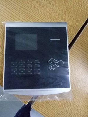 M10C CARD TIME ATTENDANCE 125KHZ CARD READER WITH PASSWORD TCP/IP software available nice design