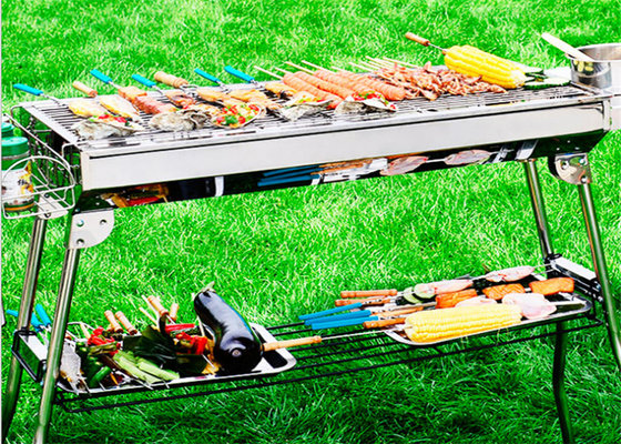 Factory price outdoor villa countryard Charcoal BBQ Grill Smoke BBQ grill for 5 people