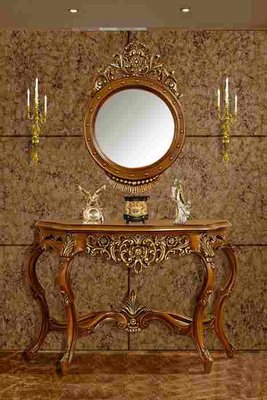 Tableau de console reflété par antiquité décorative à la maison de Brown de miroir de coiffeuse