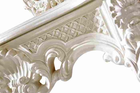 Tabla de consola interior de madera antigua francesa con color del blanco del espejo