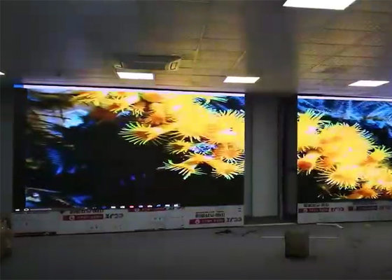 P2.5 Indoor Full Color LED Display / Indoor Advertising Screens Fixed Mounting
