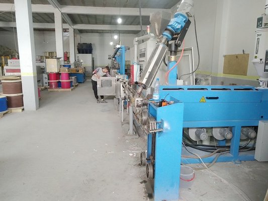 0.5 Mm2 Copper Wire And Cable Extrusion Machine With Mitsubishi Belt supplier