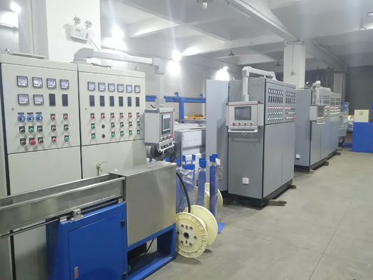 Insulating Low  -  Voltage Building Wire Extrusion Machine /  Power Cable Extruding Machine supplier
