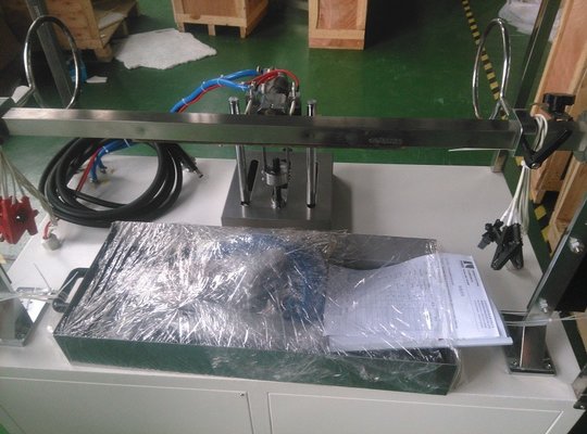 Three Sided Metal Cover Flammability Tester With Belt Type Propane Burner Torch