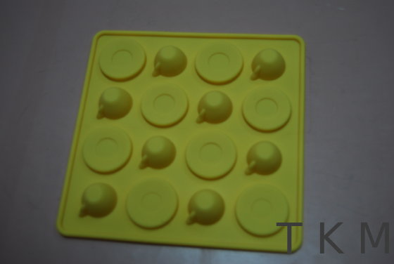 China Round Shape Silicone Kitchen Utensils , Silicone Cake Moulds distributor