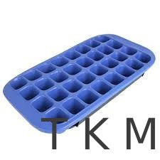 China Blue Ice Cube Molds Kitchen Tools And Utensils In Baking , Food Grade distributor
