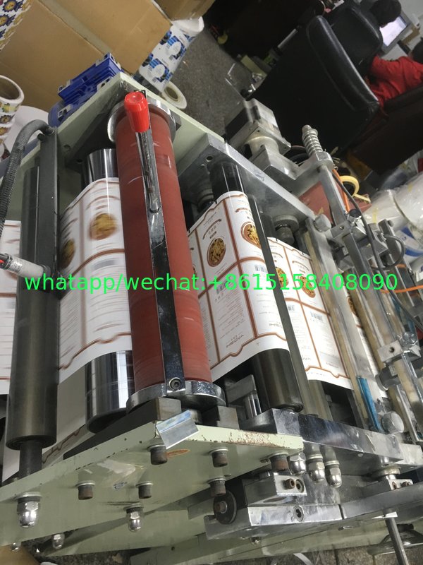 PLC Control Adhesive Stickers Die Cutting Machine High Quality Adhesive Label Paper Cutting Machine