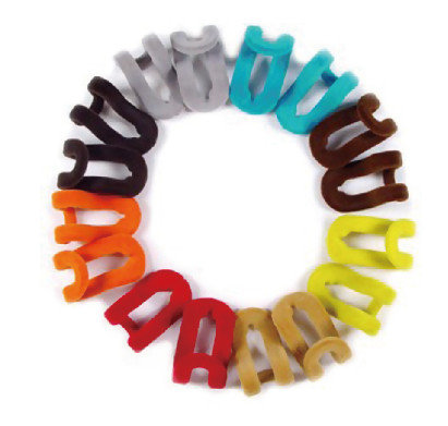 Huggable Space Saving Velvet Hooks Non Slip Coathangers Green / Brown