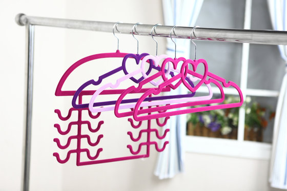 4.5kg Double Side Velvet Non Slip Hangers Space Saving Tie Racks For Closets