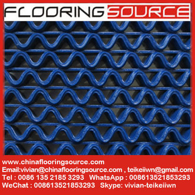 PVC S Mat Swimming Pool Mat Washing Room Mat Wet Areas Non Slip Floor Mat Drainer Mat with S design