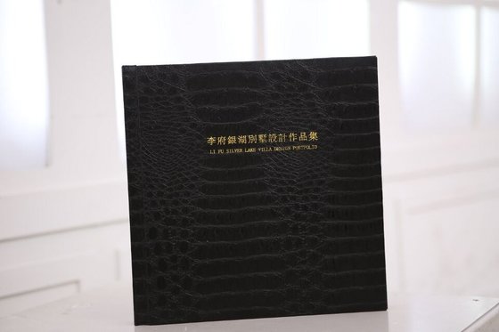 Black Memorable 10 x 14 Leather Wedding Albums Personal For Business Open