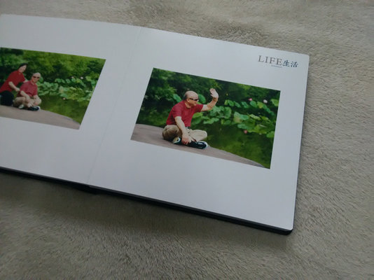 Coffee Waterproof 14x10 Magazine Style Photo Album For Business / Grandma