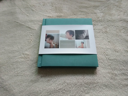 Professional Flush Mount Photo Album , Square 11 x 11 Fabric Photo Book