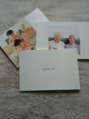 Stylish Customized Postcards Softcover Photo Book Beautiful Printings For Family