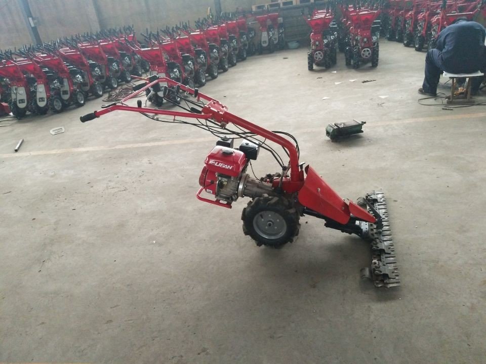 Anti-Slip Feature and Petrol/Diesel Power Type sickle bar mower /Mini tractor scythe mower
