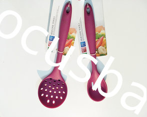 China custom different types Hygienic Culinary Silicone Slotted Spoon kitchen utensil set supplier