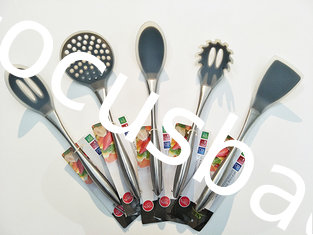 China Nonstick Cooking Utensils 8 Piece,Silicone and Stainless Steel,Tong, Spoon,Spatula Tools,Pasta Server Ladle,Strainer supplier
