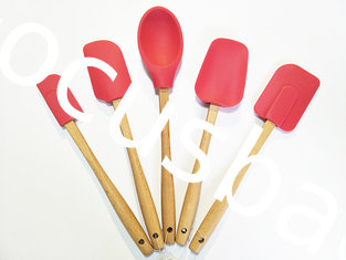 China 4 Piece Spatula Set - Colorful Silicone Rubber Baking Spatulas Nonstick BPA Free Dishwasher Safe supplier