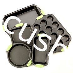 China Non-stick Steel Baking Bakeware With Silicone Handles includes a Pie Pan,a Square Cake Pan,Baking Pan,a Bread Pan supplier