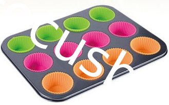 China China Supplier heavy carbon steel bakeware 230C Heat-resistant baking tin with silicone cups muffin pan supplier