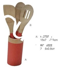 China 100% Bamboo Material Natural Color Food Safe Handle Wooden Bamboo Cutlery Set With Kitchen Spoon supplier
