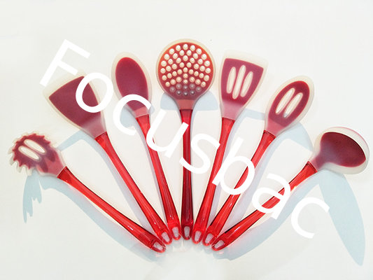Fashionable plastic handle 7pcs silicone kitchen utensil sets with plastic handle supplier