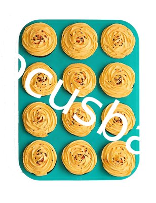 Silicone Muffin Pan – BPA-Free & Dishwasher Safe Bakeware Trays Microwave Silicone Cake Mold supplier