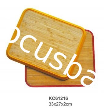 Customized Boating Gift Personalized Paddle Shaped Bamboo Cutting Board colorful supplier