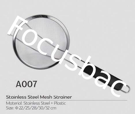 Good helper for cooker Stainless steel large colander with long handle in kitchen tea and coffee strainer supplier