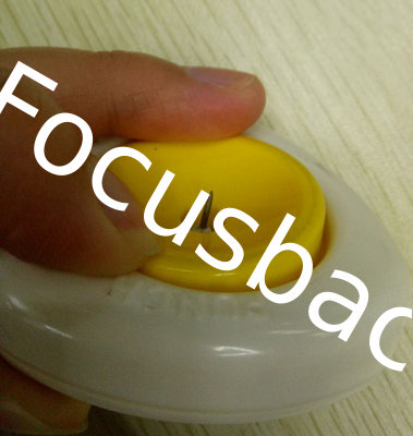 FBT121601 for wholesales mini safe rotation egg piercer plastic cover stainless steel 304 needle supplier