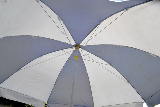 3m Diameter Big Windproof Beach Umbrella with Strong Pole / Thick Steel Rib