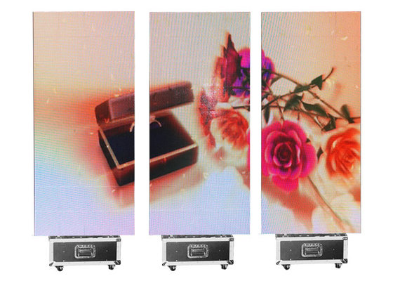 China Portable Commercial Totem LED Display Outdoor , SMD2020 LED Video Screen Flexible supplier