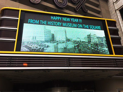China Energy Saving Retail LED Display 4000cd Flexible Video Wall Displays 360 Degree Viewing Angle supplier