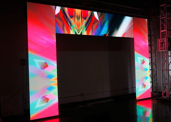 China IP 65 High Brightness outdoor led video wall Advertising with Magnetic , Fixed installation supplier