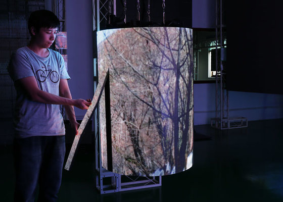 Indoor 3.9mm Slim Design flexible led panel For Commerical Ads , High brightness supplier