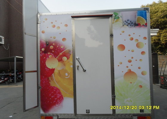 Square Model Mobile Food Kiosk With Signboards , Custom Concession Trailers 