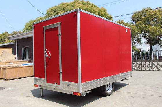 Red Color Round Shaped Fast Food Catering Trailer Van With CE Certificates