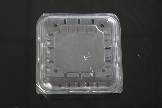 Manufactury Disposable plastic fruit tray 180 grams punnet with holes PET plastic fruit box  packaging box FDA approved
