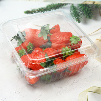 Clear plastic blister strawberry fruit clamshell packaging