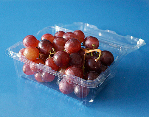 Disposable plastic strawberry grape packaging box PET food grade fruit vegetable packaging box FDA EU Approved