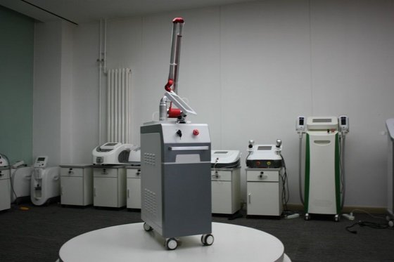 800VA Wastage power Q-Switch Nd Yag Laser Tattoo Removal Machine