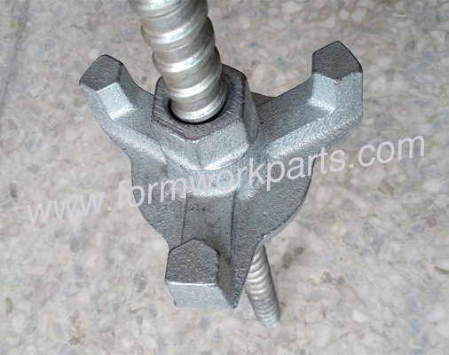 Ø15/17mm Formwork Wing Nut with flange plate, from china formwork parts manufacturer supplier