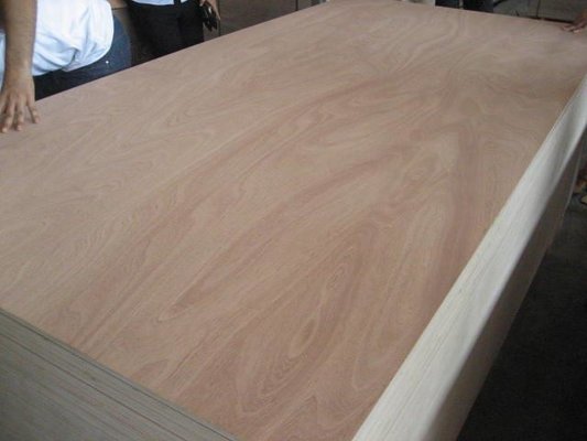 Bintangor/Okoume face commercial plywood/furniture grade plywood.poplar or hardwood core,1220*2440mm.12,15,18mm