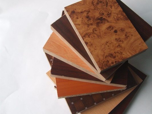 high gloss 4x8 melamine laminated mdf board.MDF for furniture,door skin MDF,flooring MDF.12mm 15mm 18mm