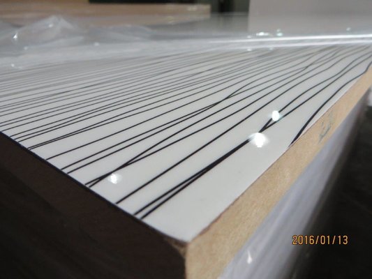 UV High Gloss MDF Board/UV Coated Melamine MD.use for decoration,kitchen cabinet,wardrobe,cupboard,bathroom cabinet,etc.