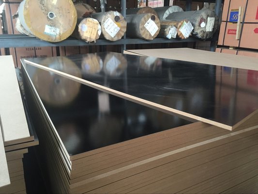 Hot selling 16mm / 17mm plain mdf / mdf board / melamine faced MDF